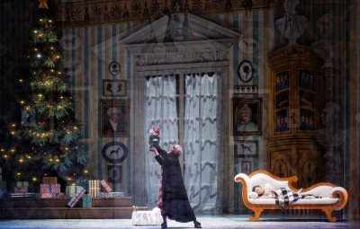 5 Reasons Why The Nutcracker is a Holiday Favorite | PNB Blog