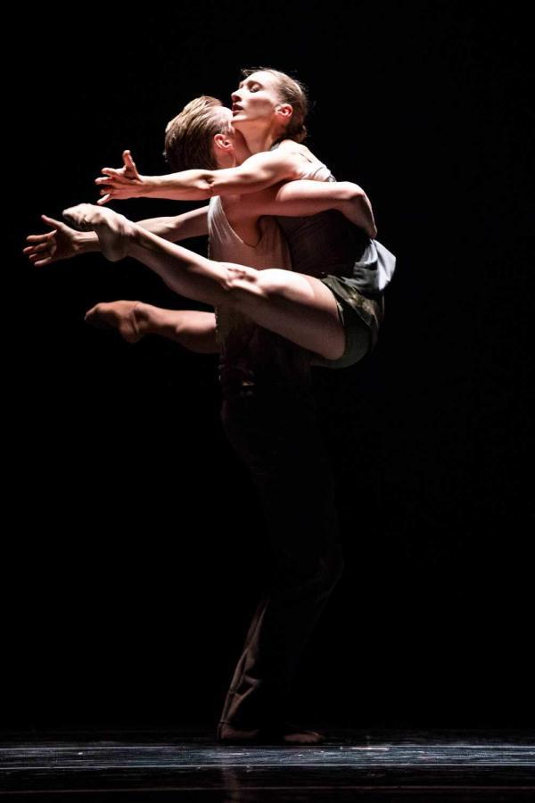 Silent Ghost | Alejandro Cerrudo | Pacific Northwest Ballet